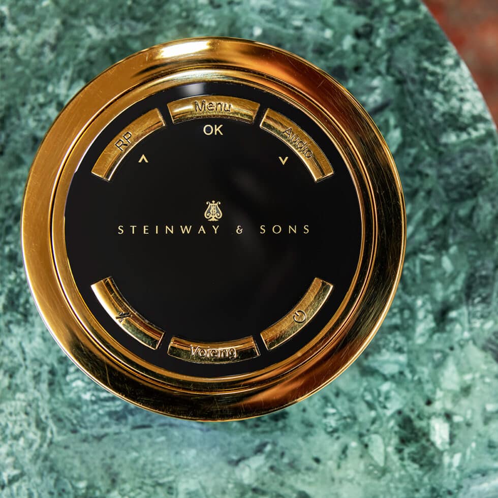 Remote control - Steinway Lyngdorf - The World's finest audio systems